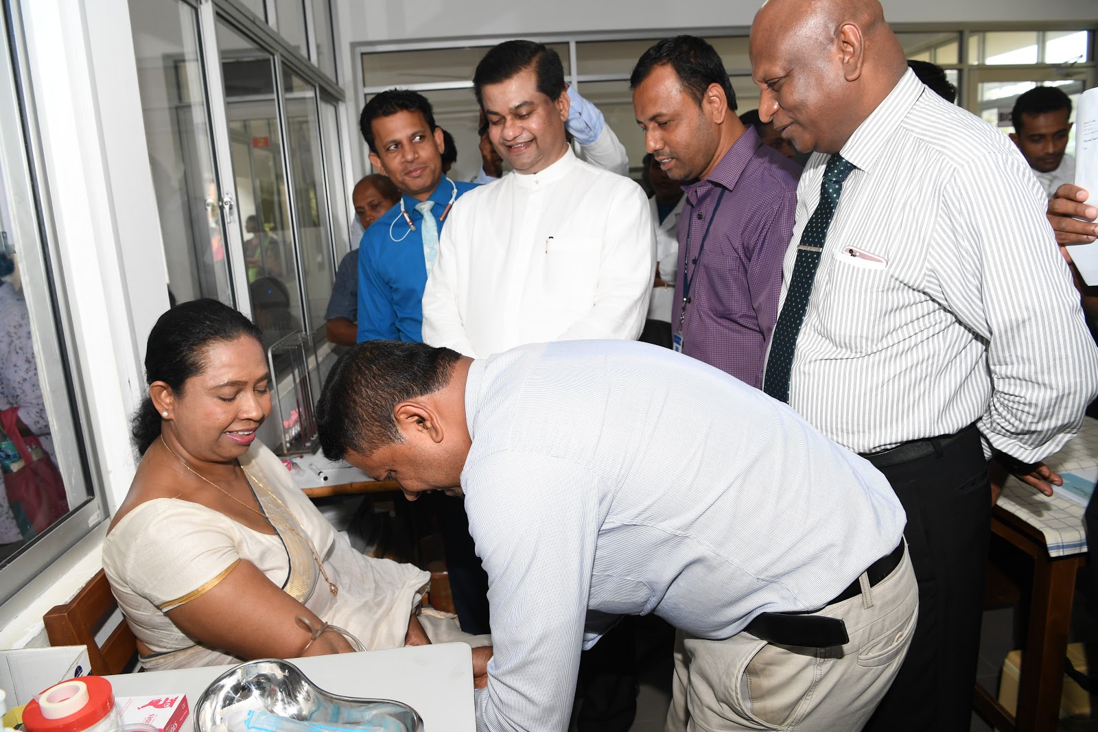 College of Medical Laboratory Science, Sri Lanka: State of Art Mobile ...