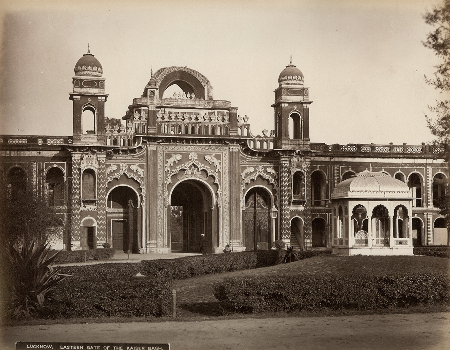 Eastern Gate of Qaisar Bagh - Lucknow - Old Indian Photos