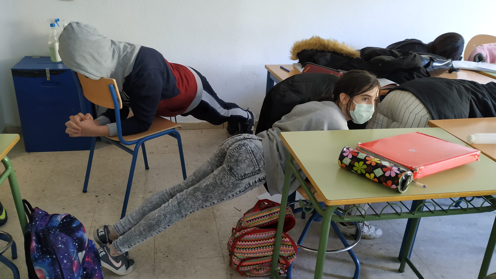 TRASSINSILLAS: EJEMPLOS DE DESCANSOS ACTIVOS EN EL AULA