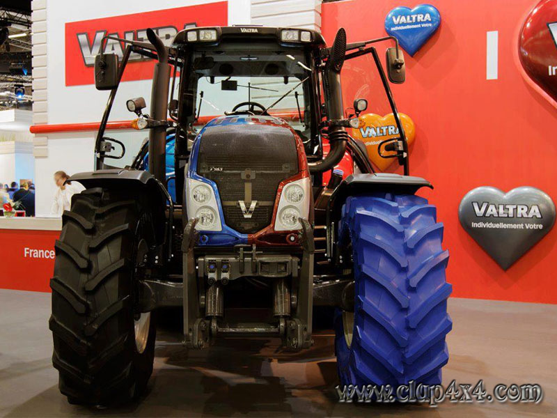 Tractors - Farm Machinery: Valtra Special Blue and Red