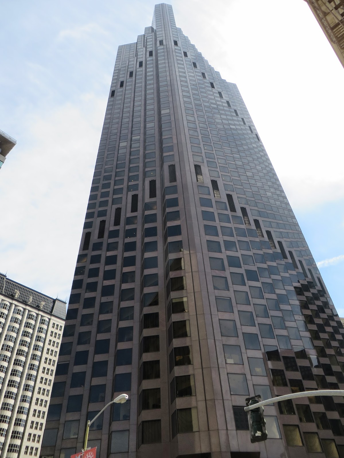 EntreVoir: Bank of America Center - 555 California Street - San Francisco.