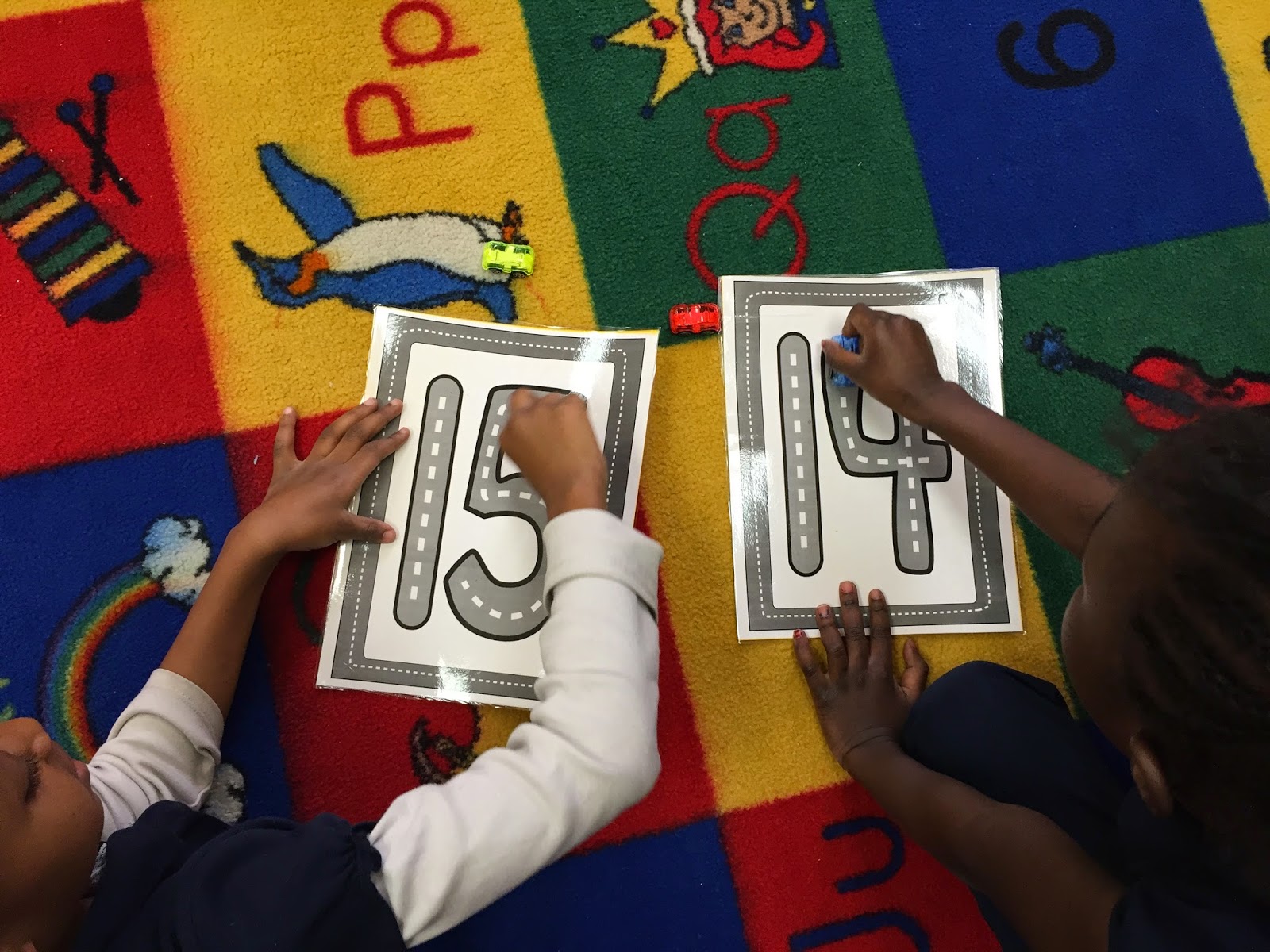 A Neighborhood Kindergarten : Place Value in Kindergarten