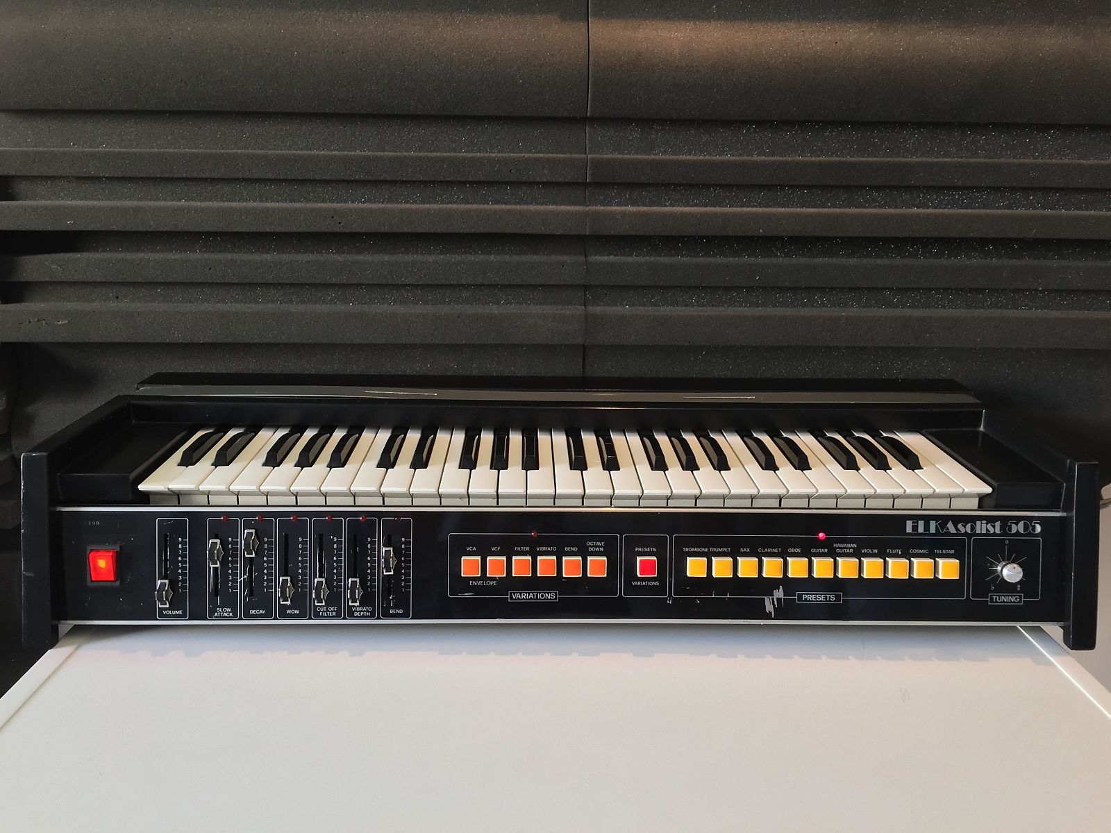 MATRIXSYNTH: ELKA Soloist 505 monophonic Italian synth