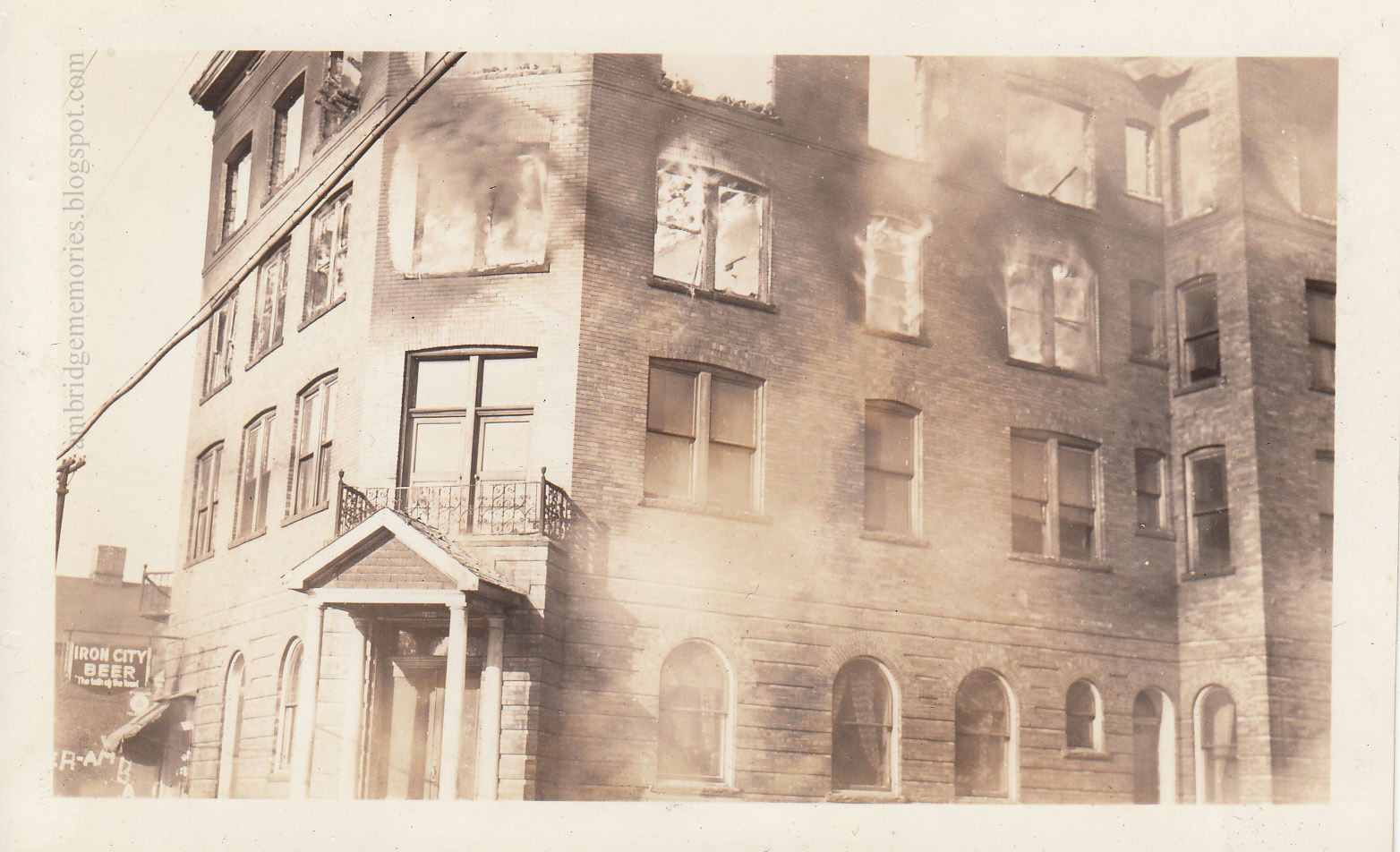 Ambridge Memories: Fire destroys Moose Lodge, former Grand Hotel, 1937