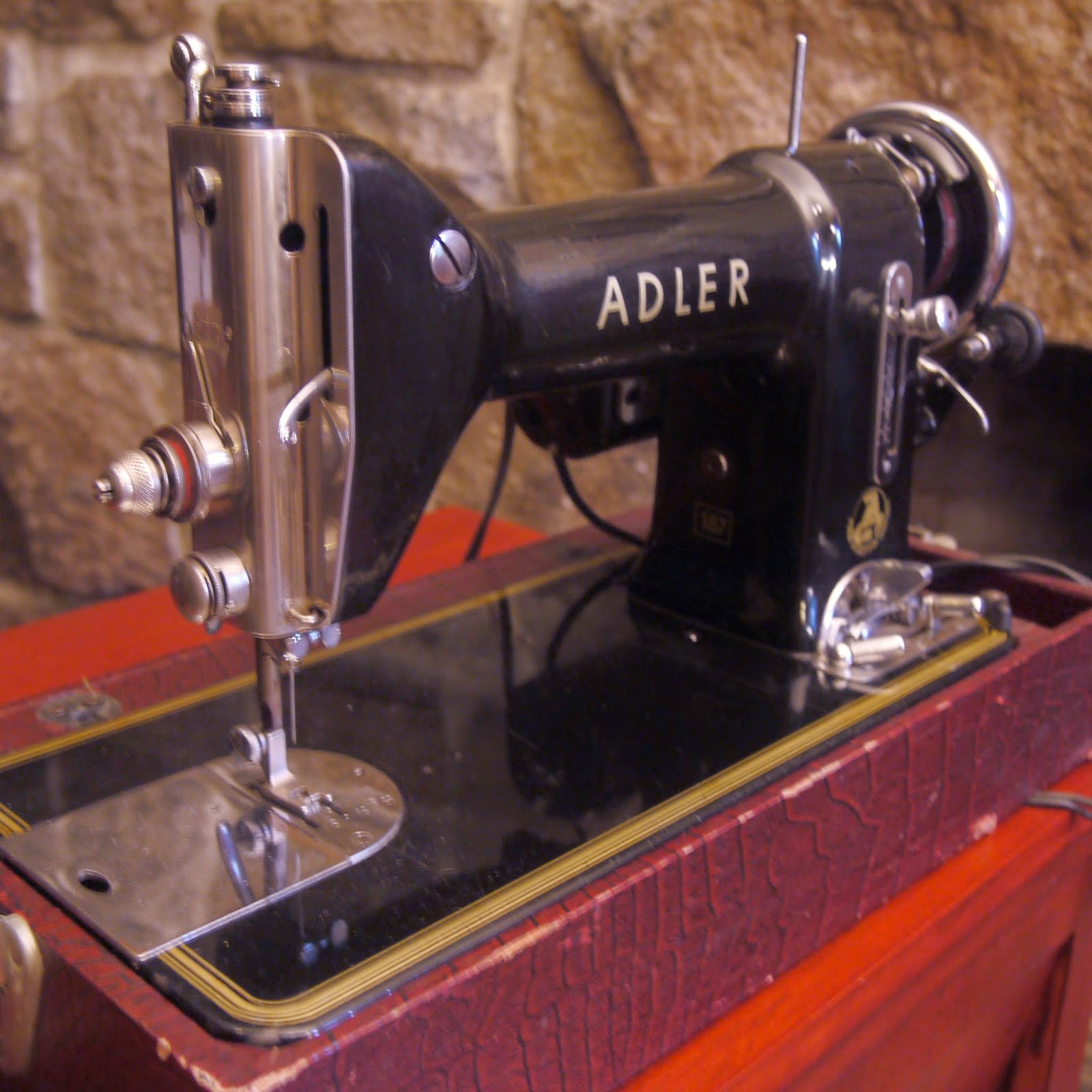 Tight Acres: Adler 187