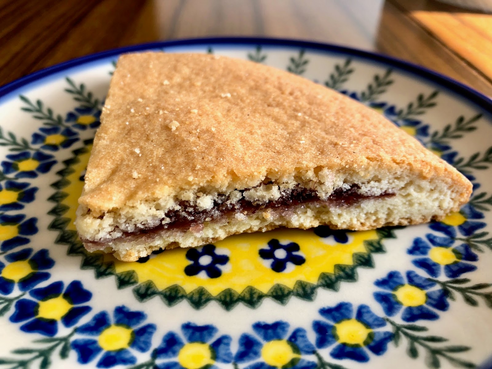 Traditional English Cakes from Avenue Bakery