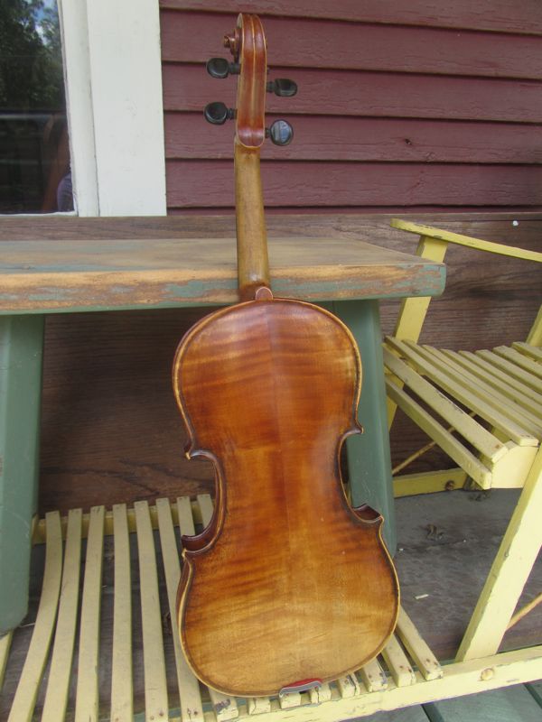 c.1900 German-made Amati-label 4/4 Violin