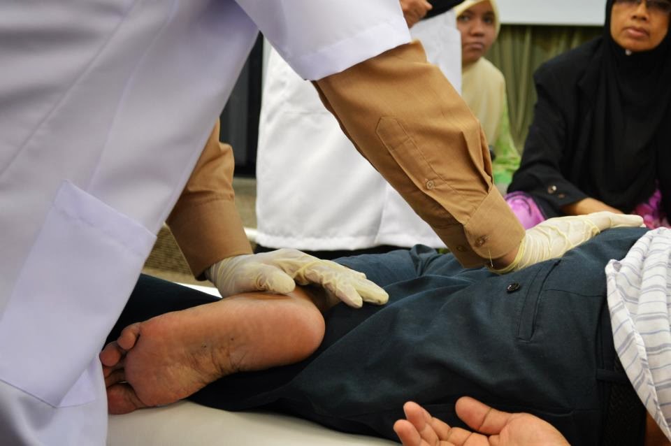 Bekam, Akupuntur, Pembetulan Tulang Belakang di Seri Manjung: Masaalah ...