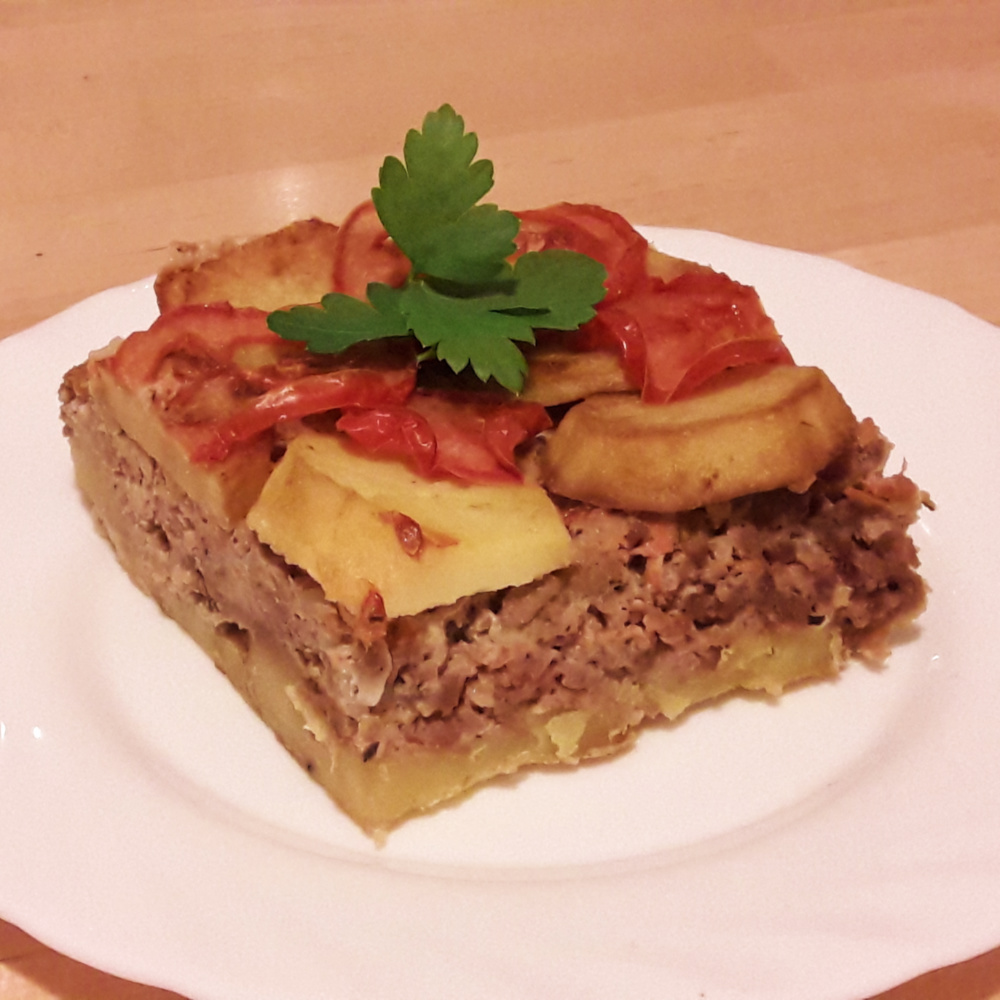 Romanian Food For Foreigners: Musaca de Cartofi