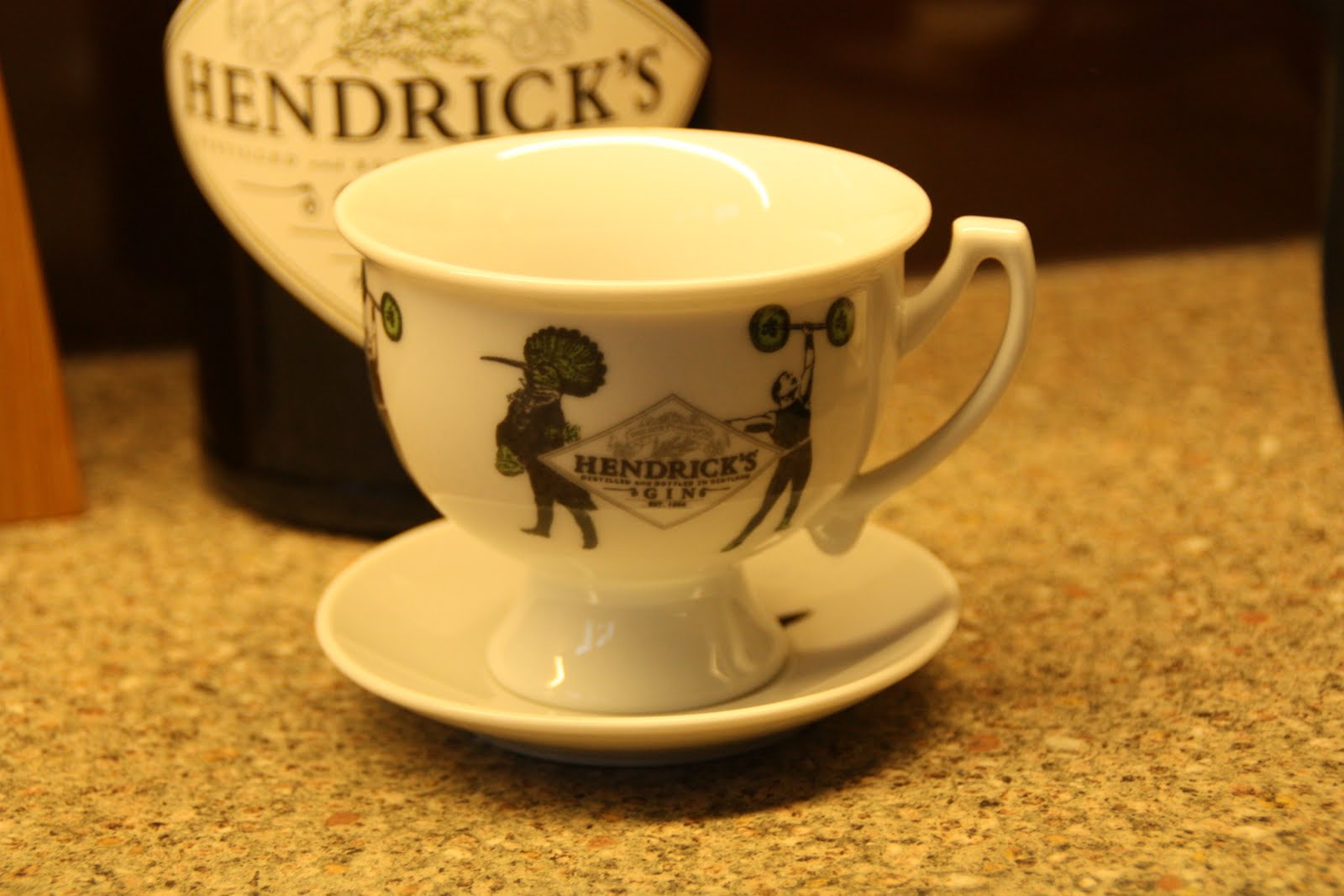 Polkadot days..: Hendrick's gin