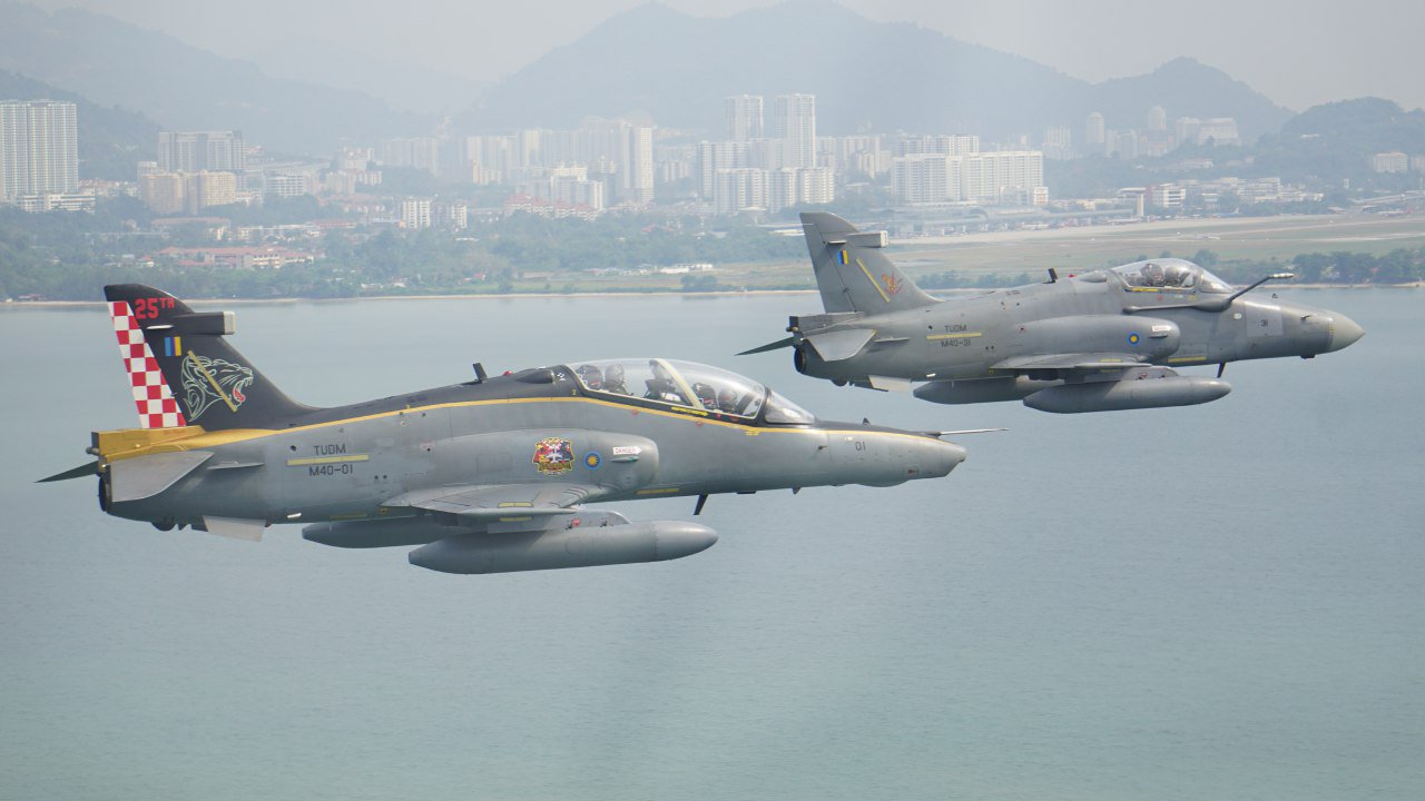 AAG_th บันทึกประจำวัน: BAE Systems อังกฤษมองการปรับปรุงเครื่องบินโจมตี ...