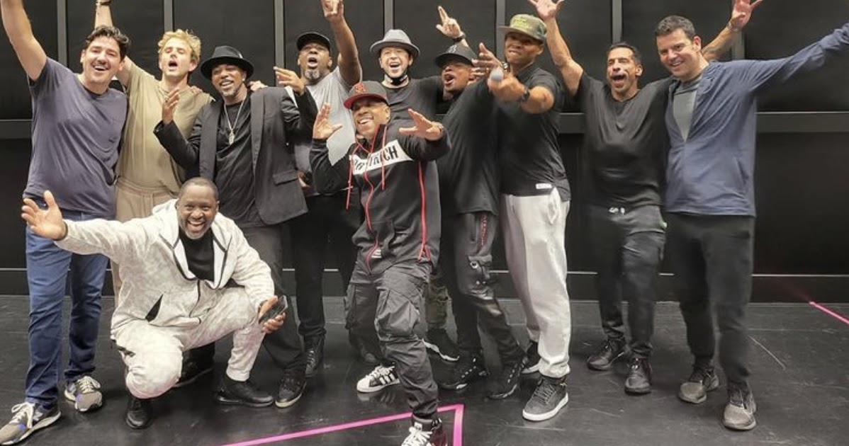 NKOTB News: New photos of NKOTB as they prepare for the AMAs