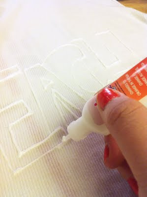 iLoveToCreate Blog: MAYA IN THE MOMENT TEEN CRAFT: Tulip Color Change ...