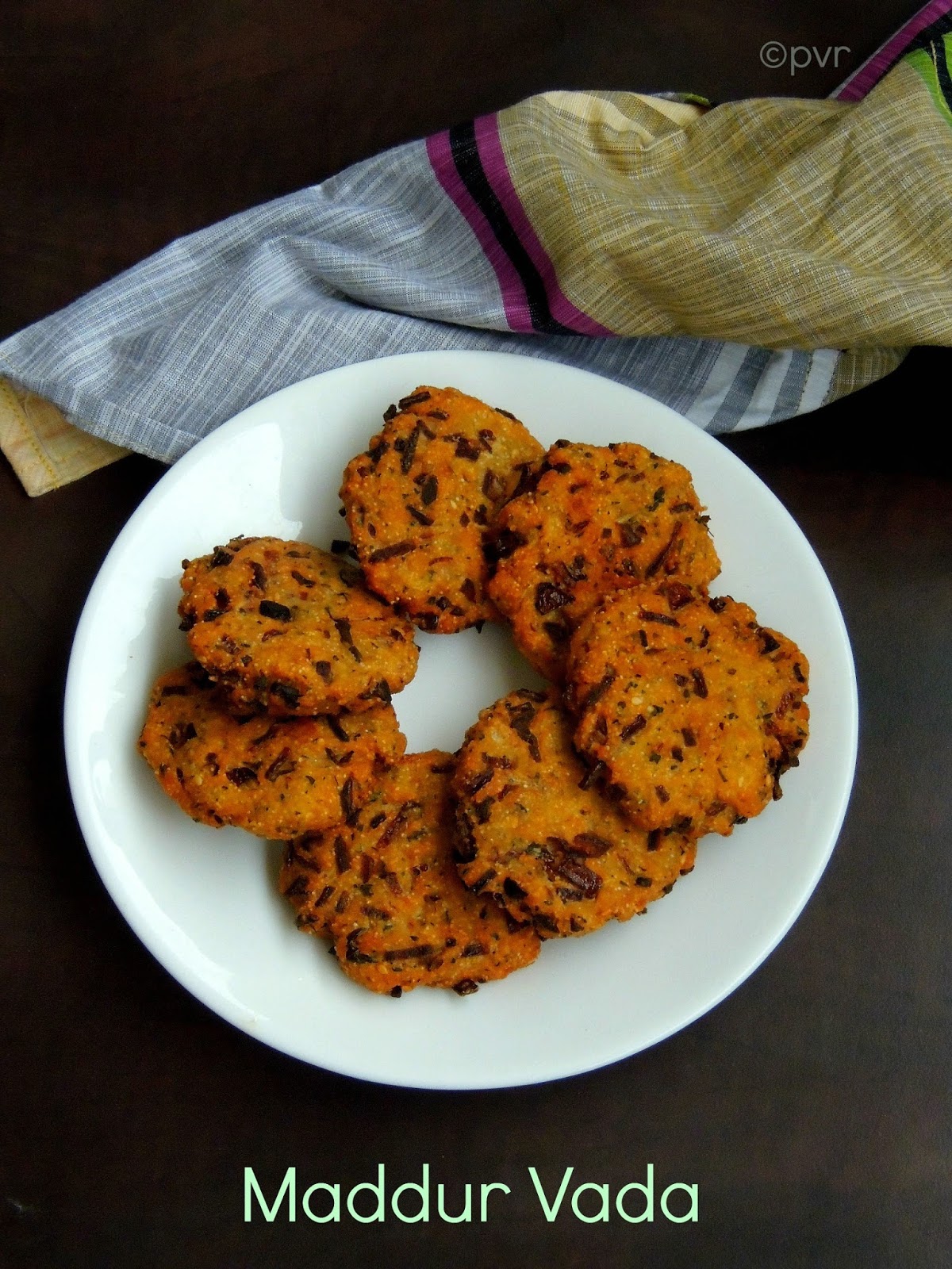 Priya's Versatile Recipes: Maddur Vada
