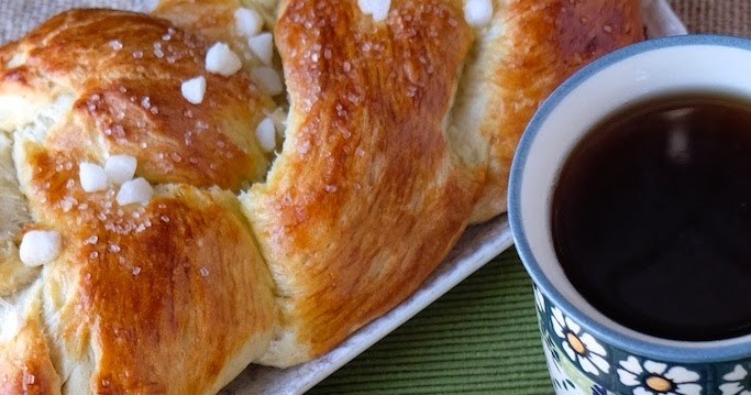 Farm Fresh Feasts: Finnish Pulla {Cardamom Coffee Braid}