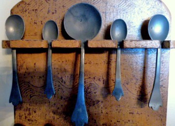 art museum gallery : Many colonial women served their food in pewter ...