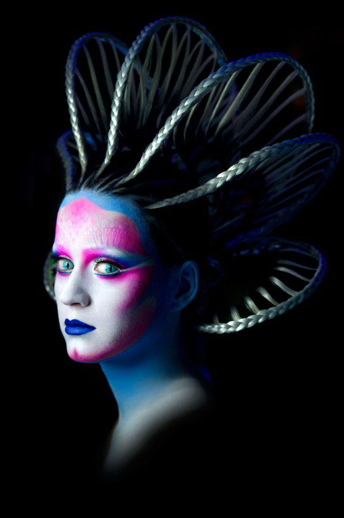 Katy Perry Upcoming Music Video : ET Video and Stills Leaked - KILLER CELL