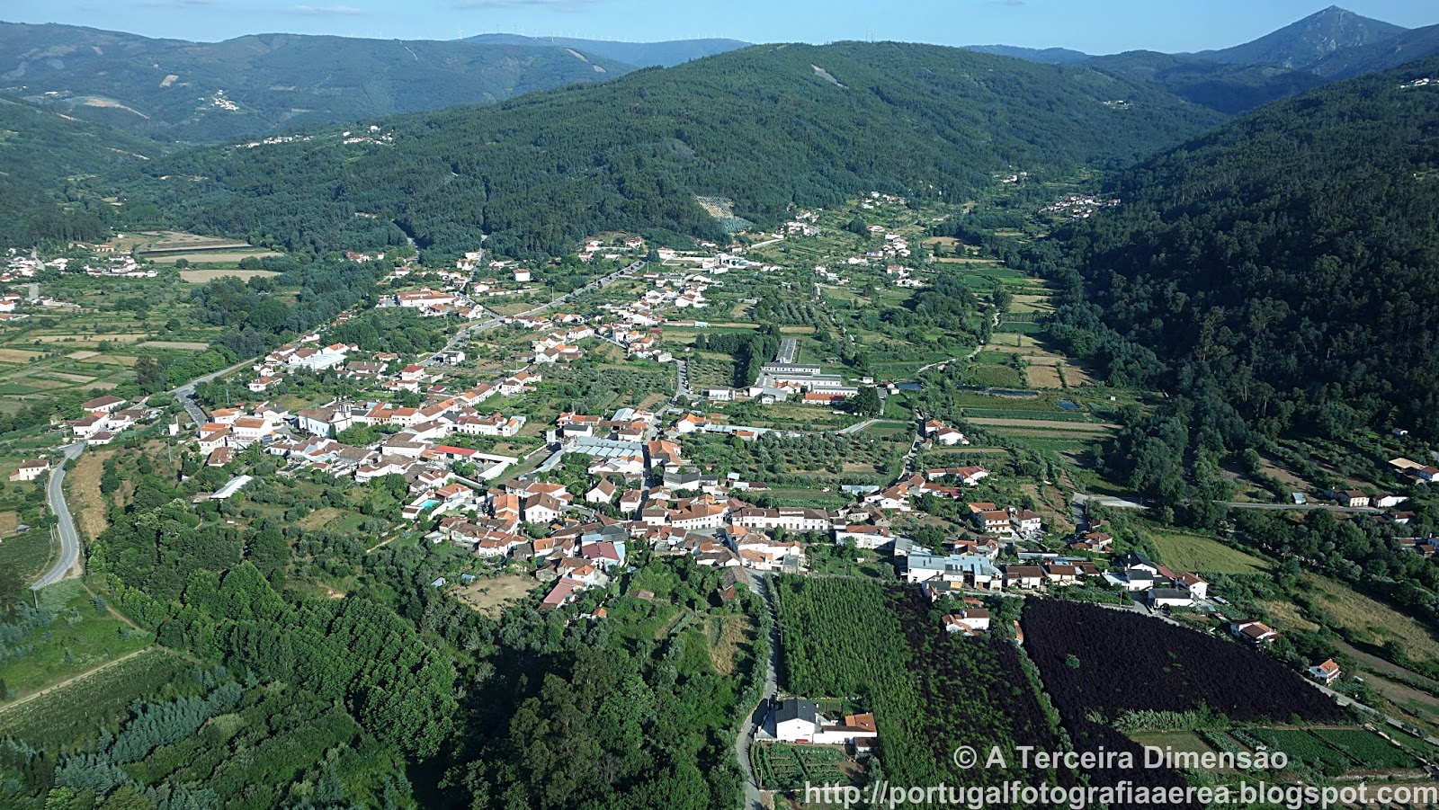 A Terceira Dimensão: Vila Nova do Ceira