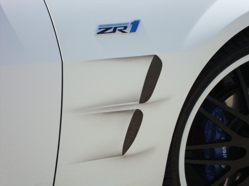 HOT CARS TV: A few better shots of Mannie Fresh's ZR1 Camaro