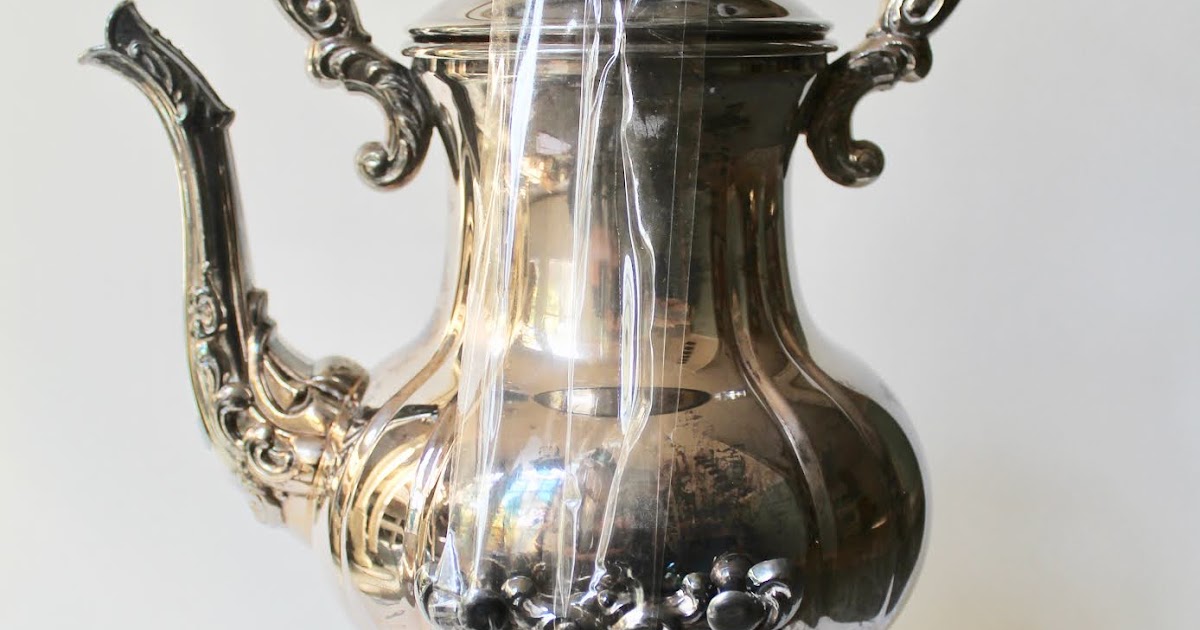 Tea With Friends: A tipping teapot!