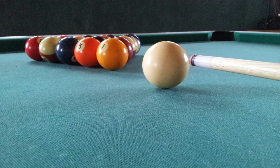 Ini Teknik Dasar Pukulan Billiard Untuk Pemula - ATURAN PERMAINAN