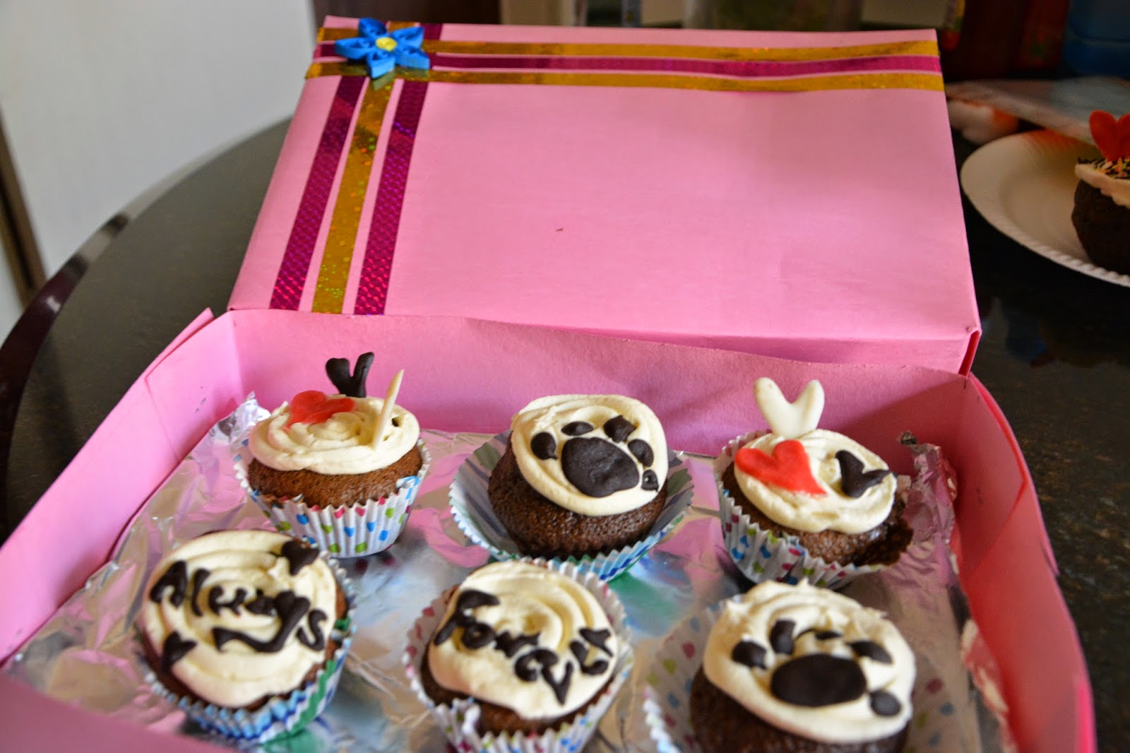 Savored Passion : Customized Cup Cakes!!