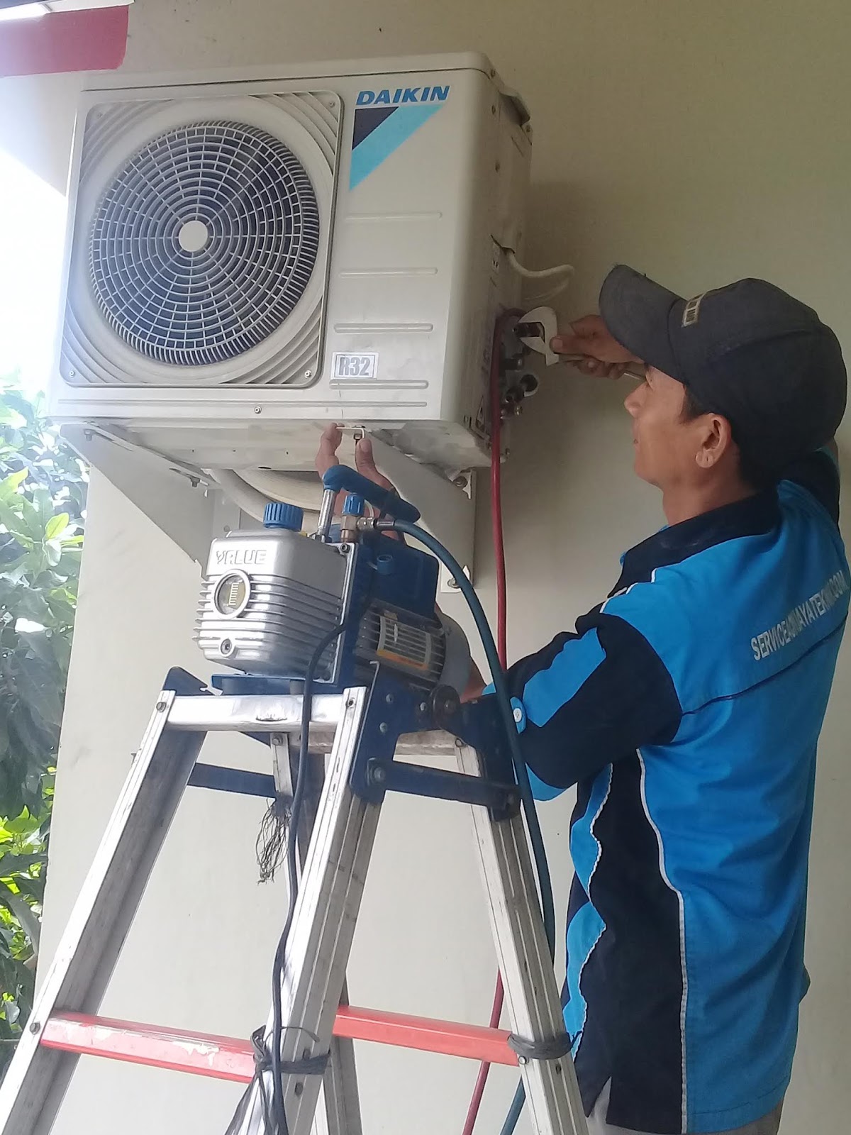 Jasa service AC panggilan Jakarta, Bekasi, Bogor
