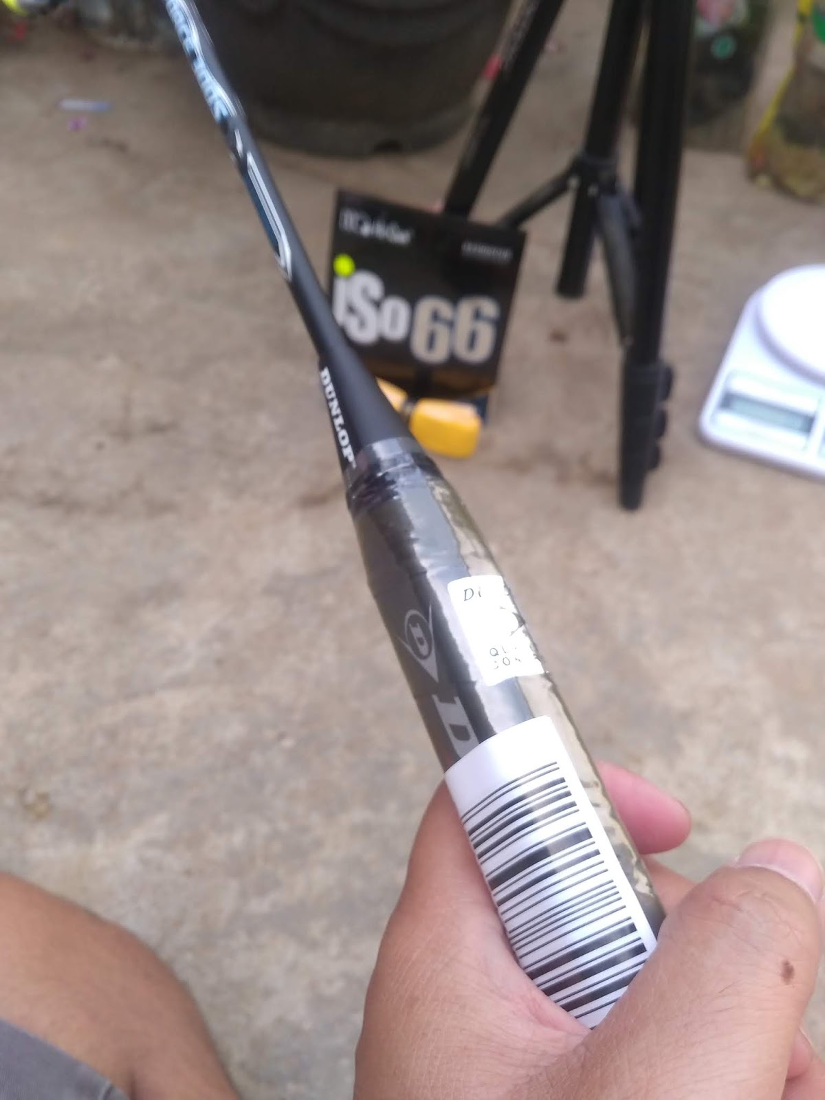 MENGENAL RAKET BADMINTON DARI BERAT DAN UKURAN HANDLENYA - purebaminton