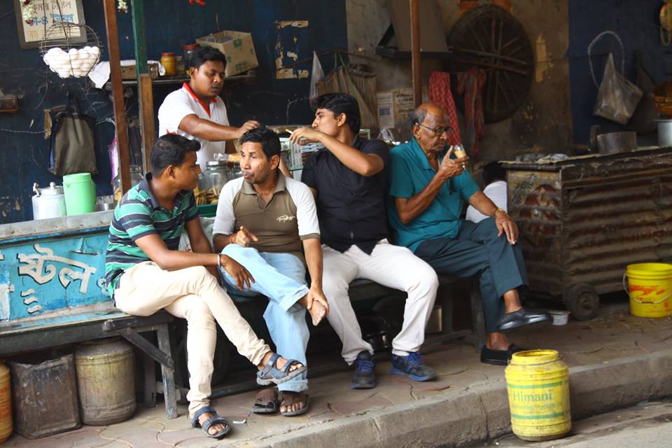 Purono Kolkatar Golpo: Tea stalls of Kolkata