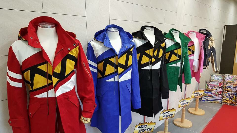 Power Rangers Dino Force/Kyoryuger Brave Cast & Toy Line Revealed ...