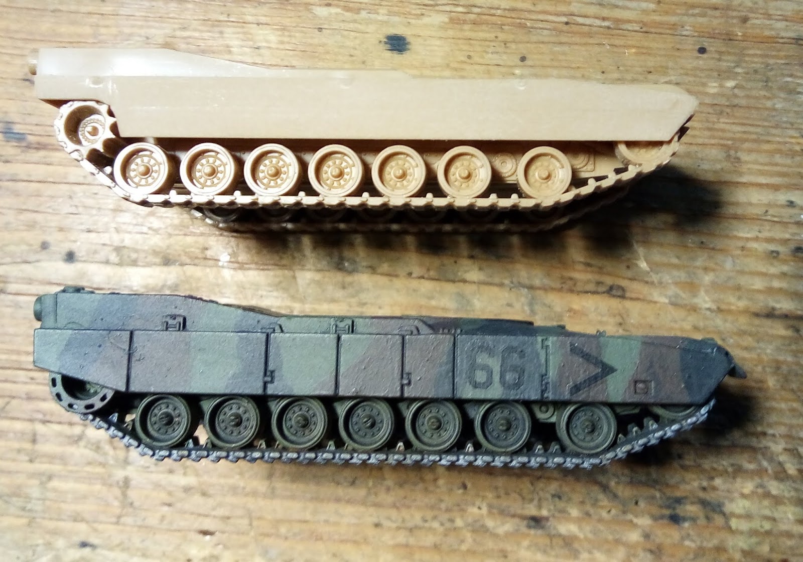 WORLD WAR 2 MODELZONE: Zvezda 1:100 M1A1 Abrams