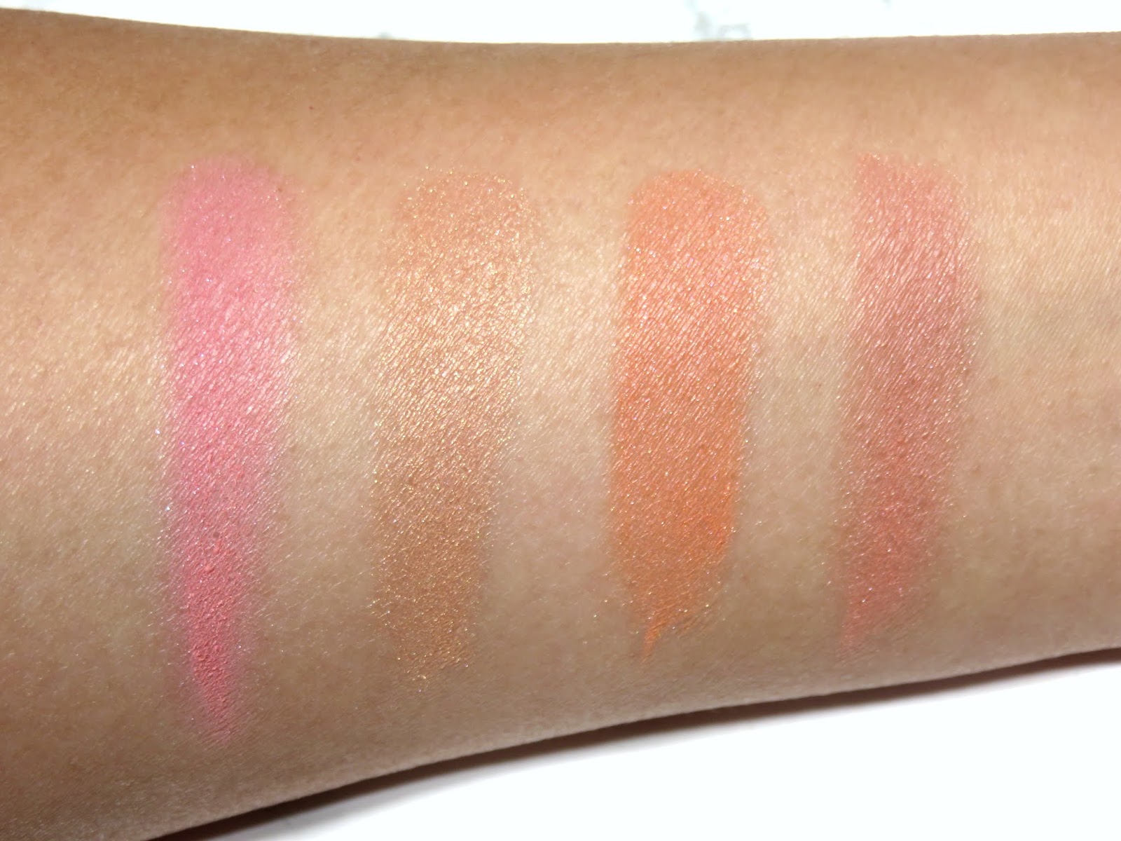 | Review | Hourglass Ghost Ambient Lighting Blush Palette | PRETTY IS ...