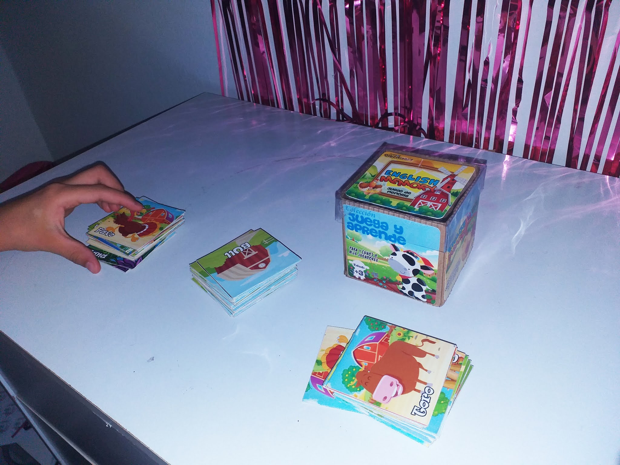 English Memory, juego de memorias educativo. - Juegos Cibertronik