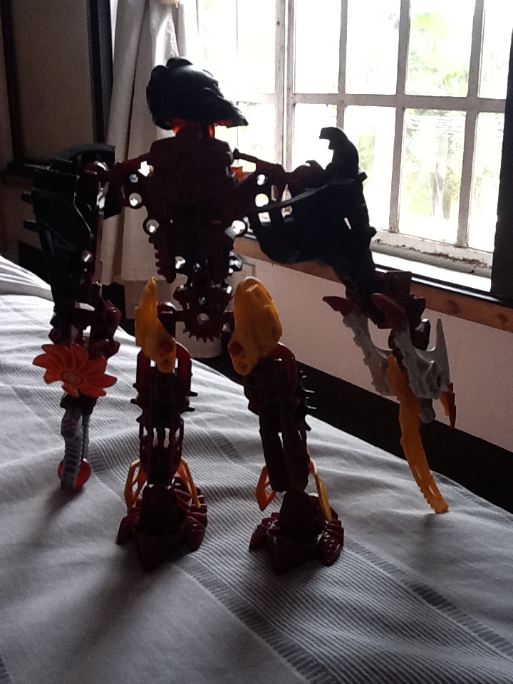 Boringly Cool: Bionicle Creations