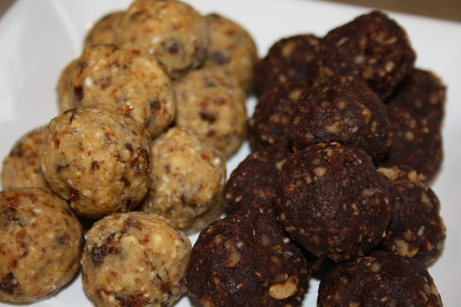 Living Life with Food: Chocolate Nut Truffles