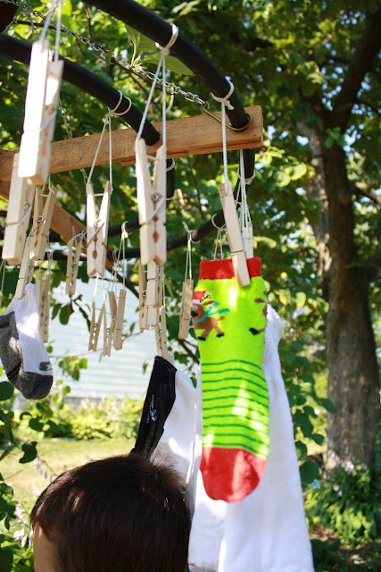 Notes from the Heartland: Sock Drying, Fun for All Ages