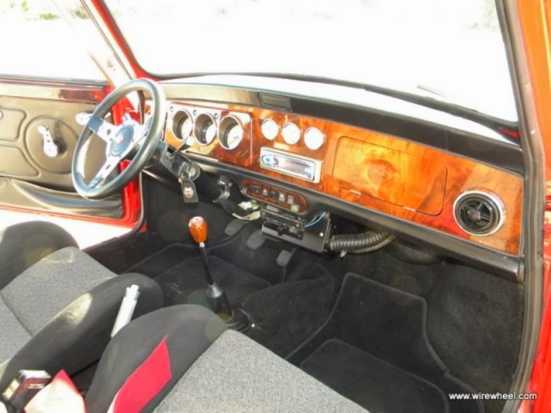 Mini Cooper Klasik Tahun 1979 | Gambar Mobil Klasik dan Antik