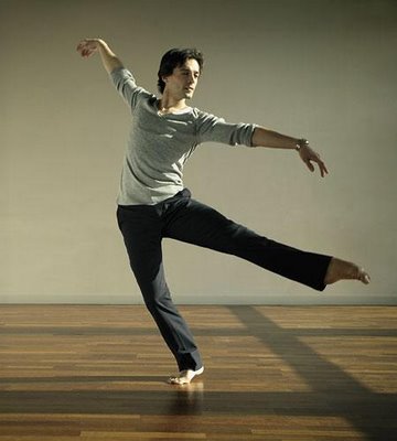 NOS GUSTA BAILAR: ANGEL CORELLA