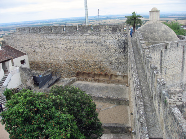CON AUTOCARAVANA Y SIN ELLA: Elvas, Ciudad Fortaleza con castillo medieval