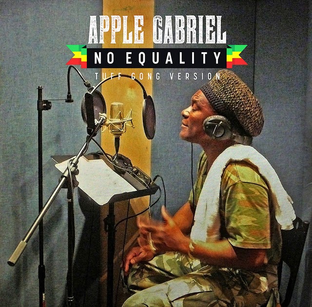 Silvânio Rocker's Oficial: Apple Gabriel