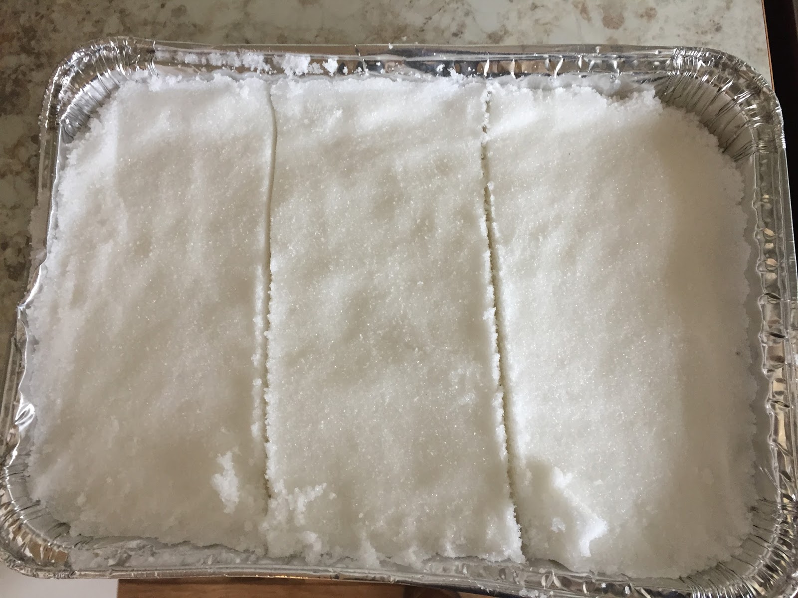 Heather's Honeybees: Easy Sugar Bricks for Honey bees Heather's Honeybees: Easy Sugar Bricks for Honey bees