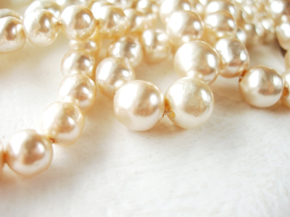 Renaissance of Jewellery: Gorgeous French Pearls