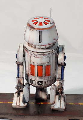 Chrizchui: Bandai Star Wars 1/12 astromech droid R5-D4 & U9-C4