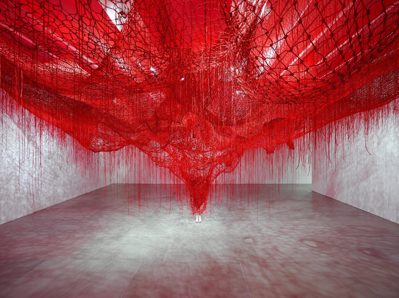 ARTISTA CHIHARU SHIOTA APRESENTA OBRA NA JAPAN HOUSE SÃO PAULO