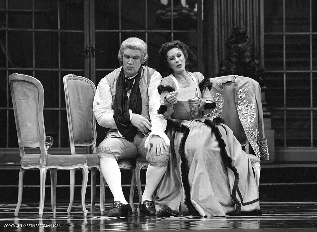 The Opera Lenz: Filling in more Jean Kraft gaps