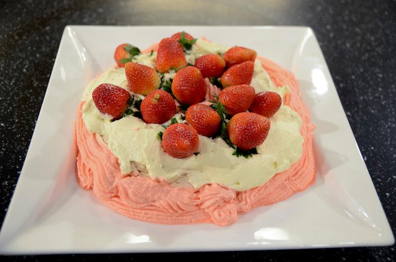 Catz's Cafe: Pavlova Che Lah