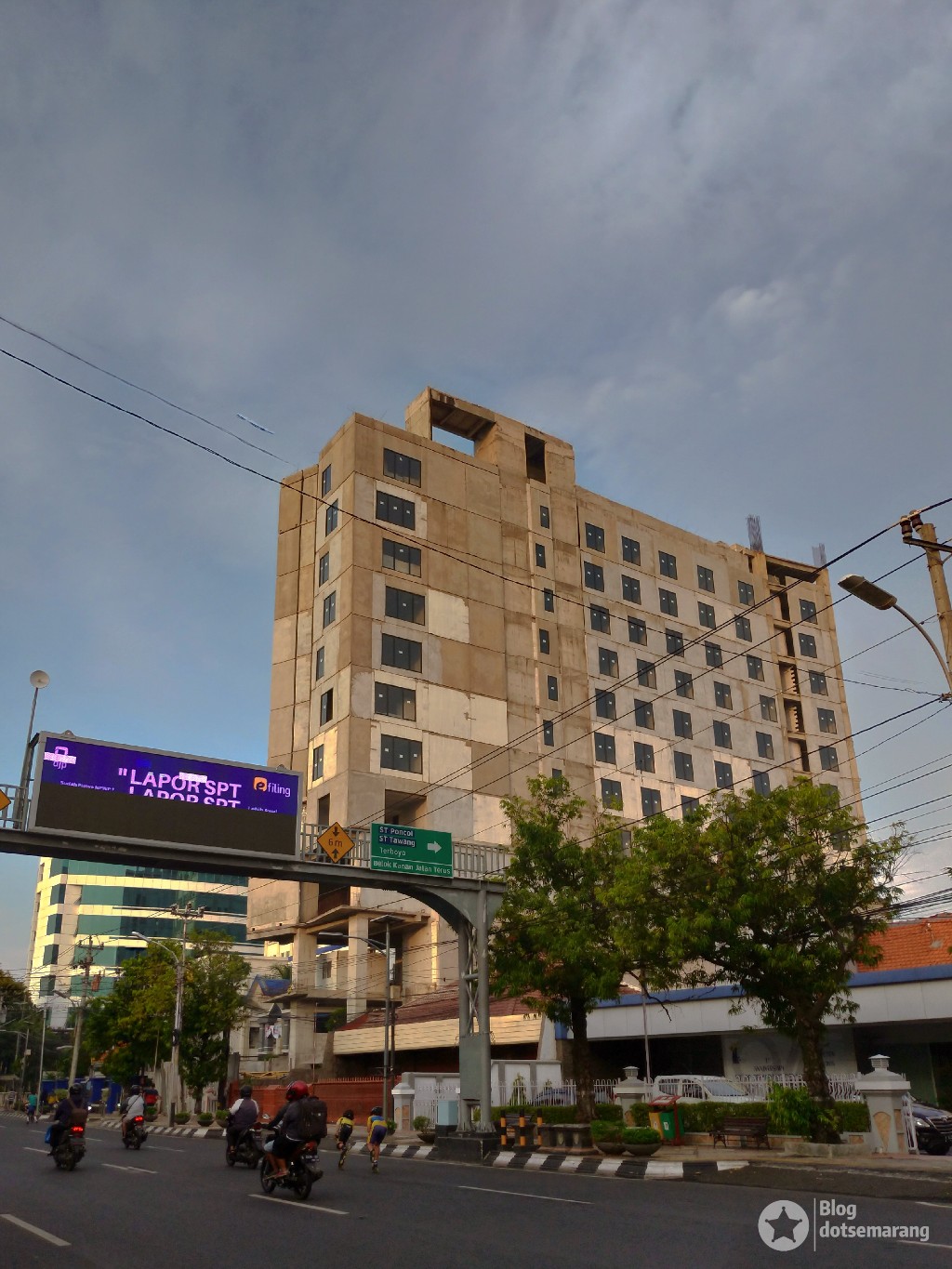 Foto : Proyek Pembangunan Quest Aston Hotel Jalan Pemuda Semarang