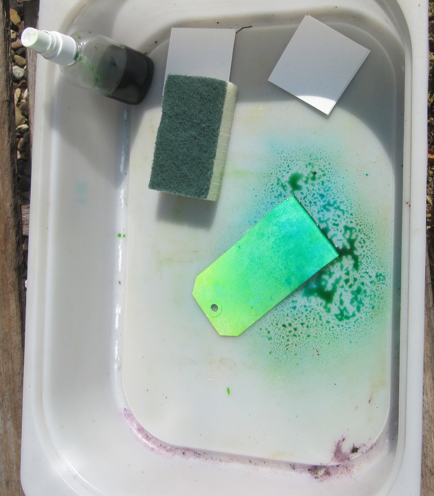 Oak House Studio: How to do my favourite technique with spray inks