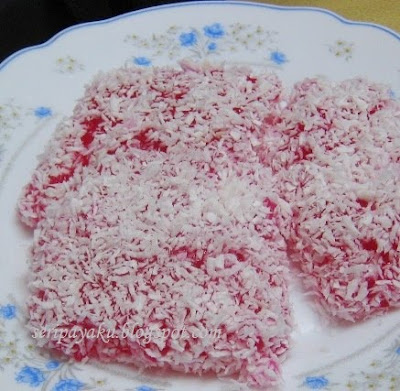 My Kuali: Bronok - kuih sagu kukus