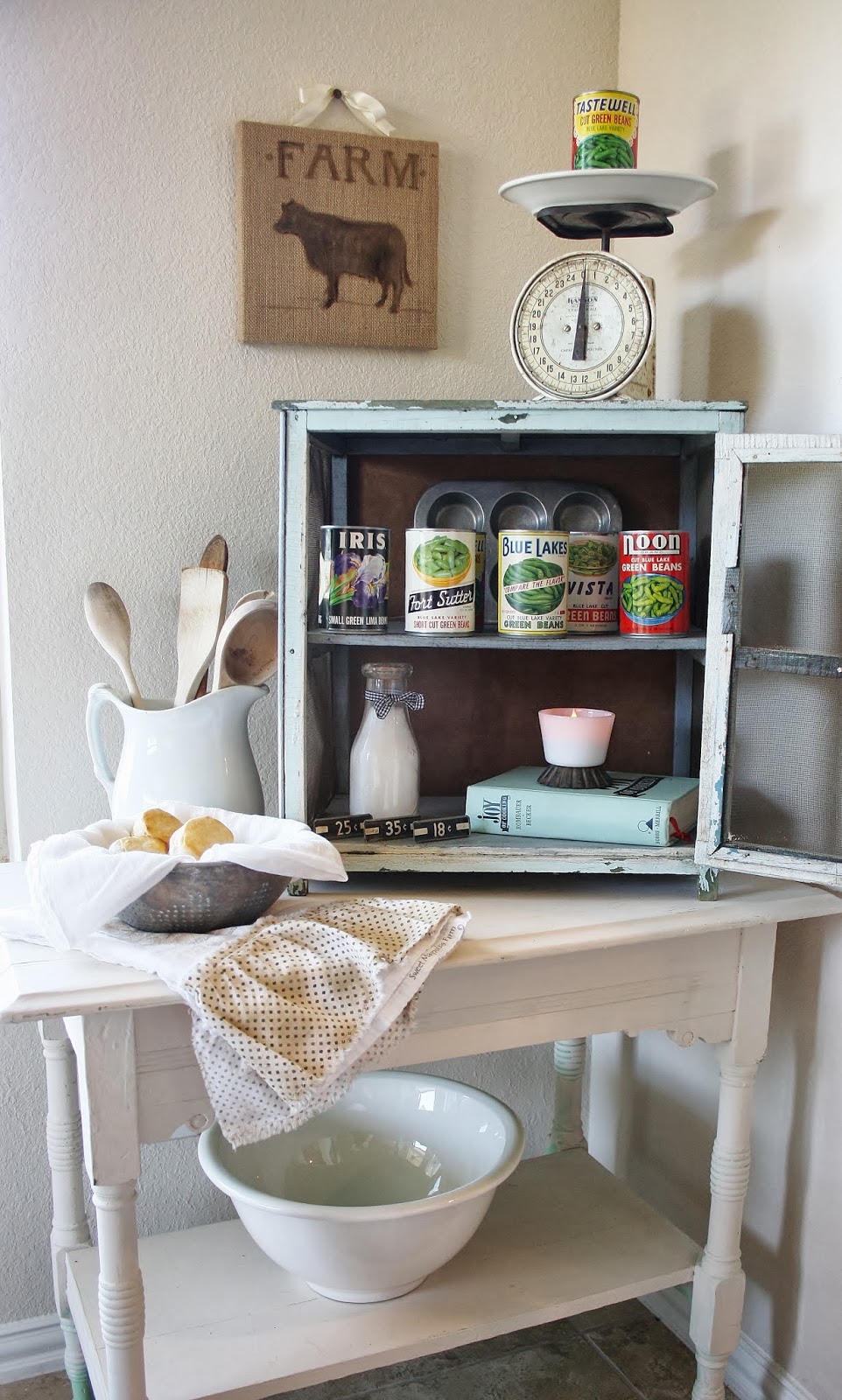 The Farmhouse Porch: General Store Vignette Vintage Can Labels and How ...